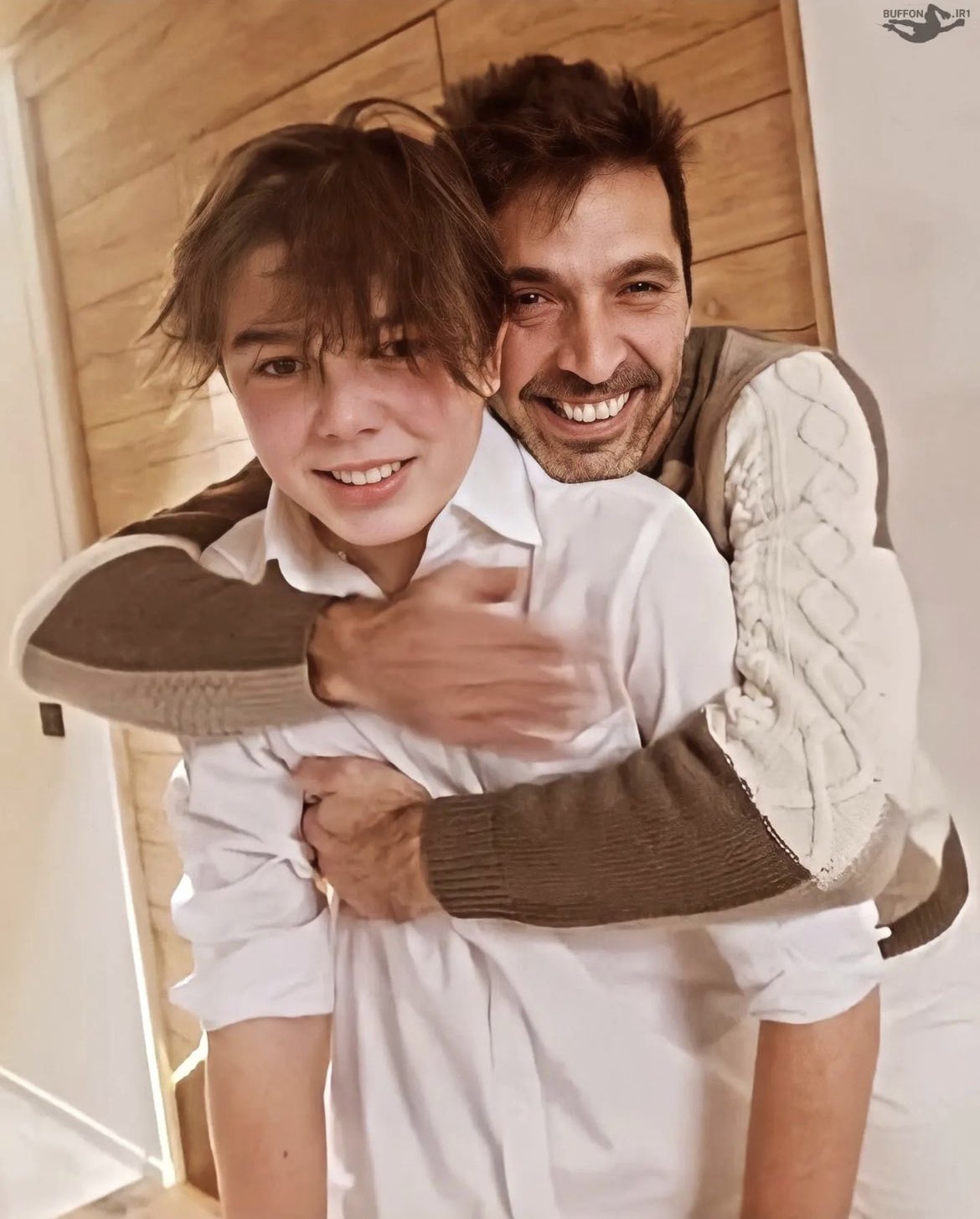 Putranya Gabung Timnas Ceko, Begini Kata Bufon - Vox Kalteng